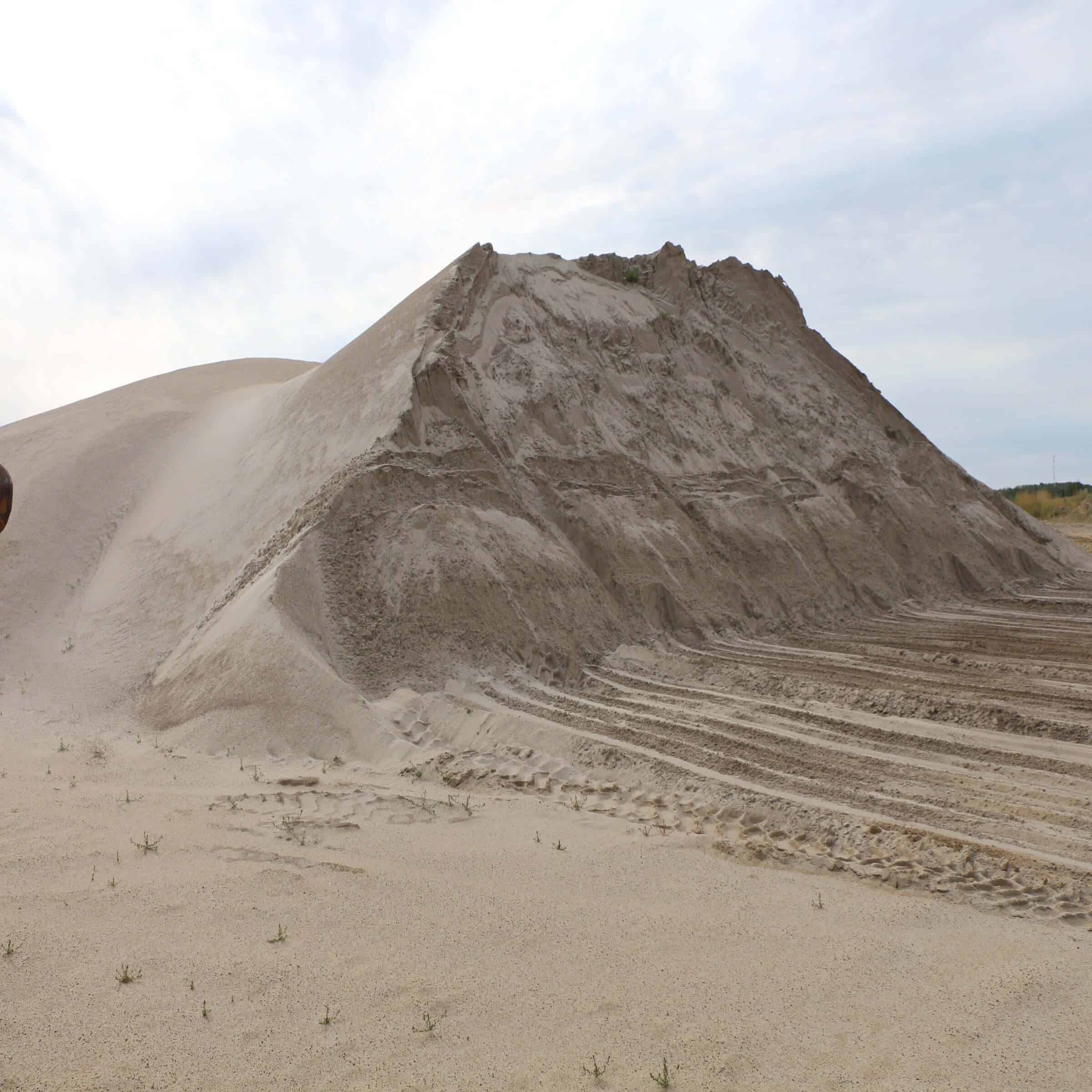 Prime Beach Sand from Blue Peak Aggregates. Fast Delivery.