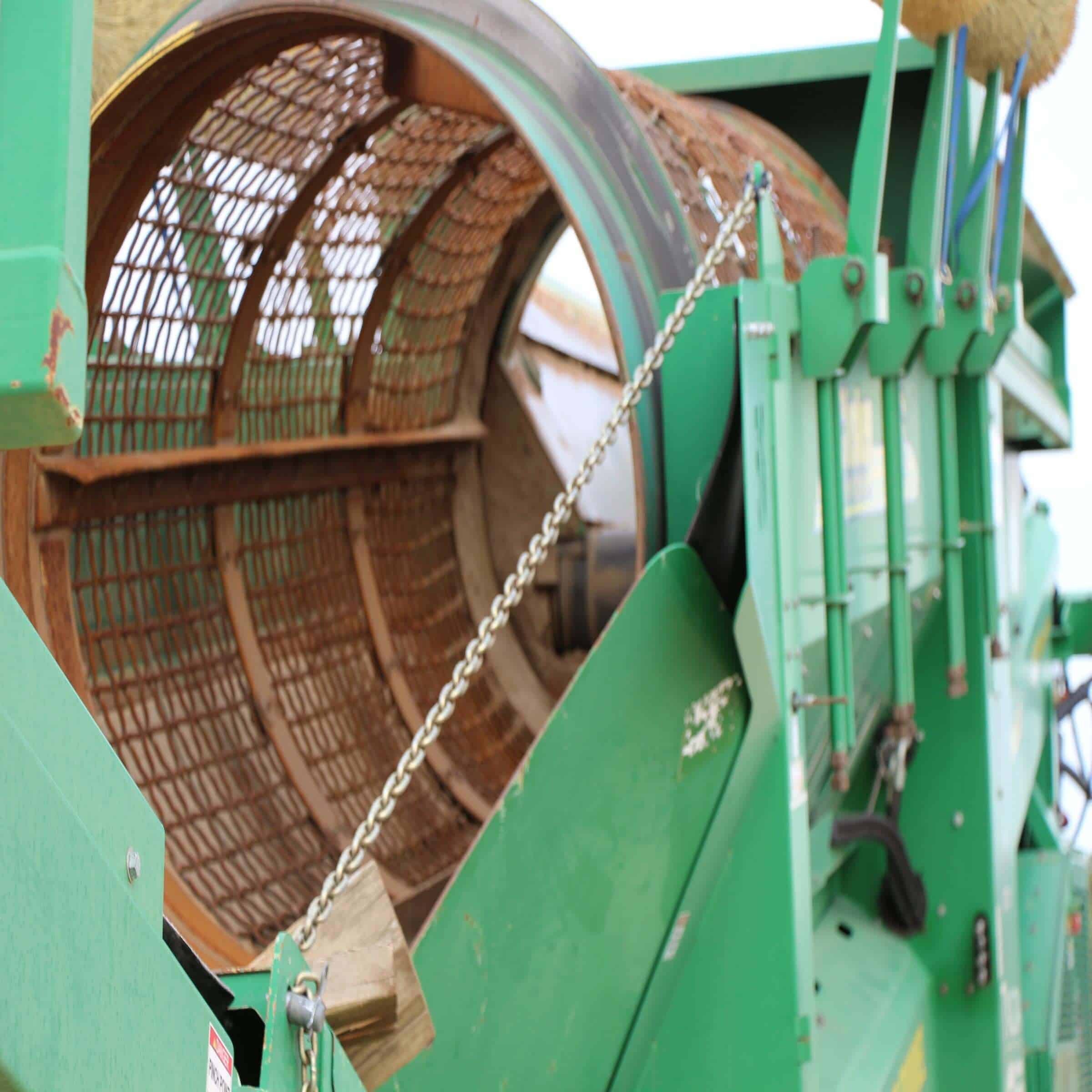 Mobile aggregate washing and crushing services in Alberta.